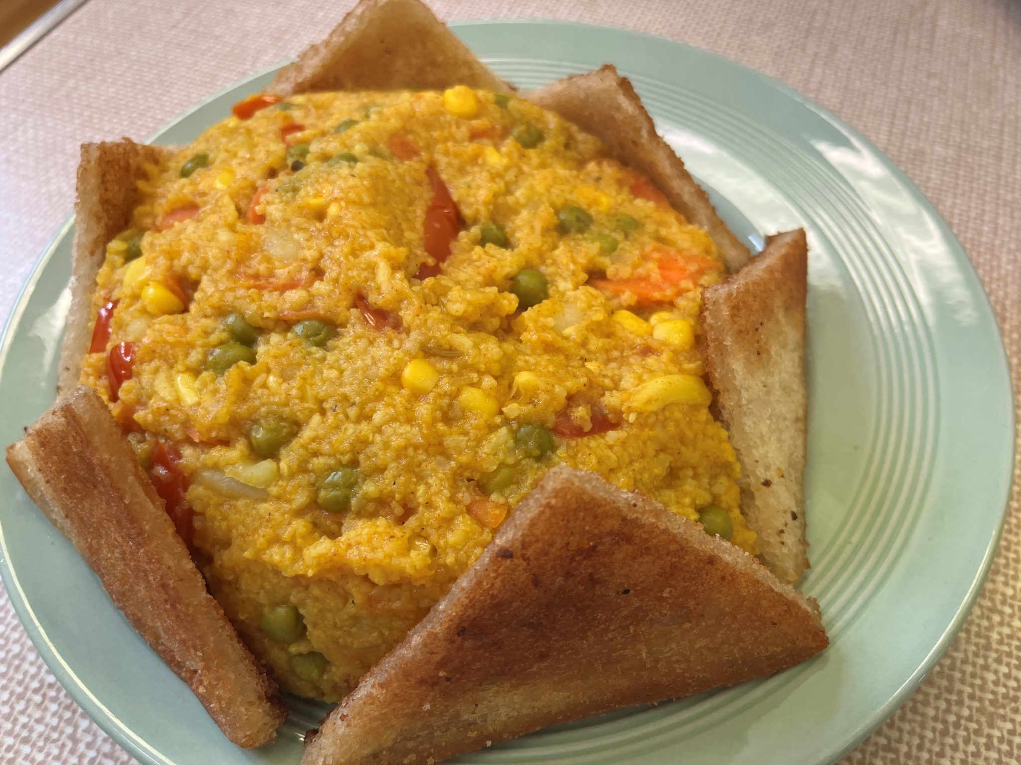 Vegetable spicy rice and fried bread | Less Waste